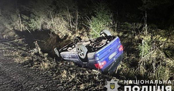 П’яний водій перекинув авто на дах, постраждала дитина – ДТП 23 грудня ...